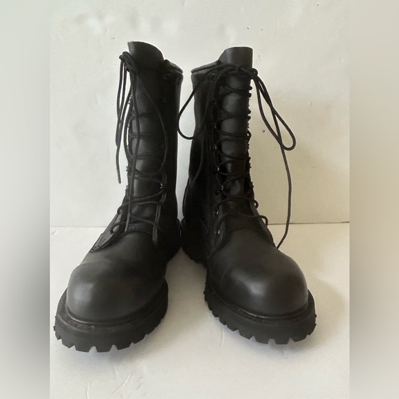 Vibram | Shoes | Vibram Woman Tall Steel Toe Military Boots Size 7m ...